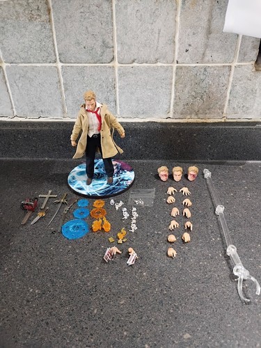 Mezco Constantine Mezco One:12 Constantine Deluxe Edition Complete | eBay