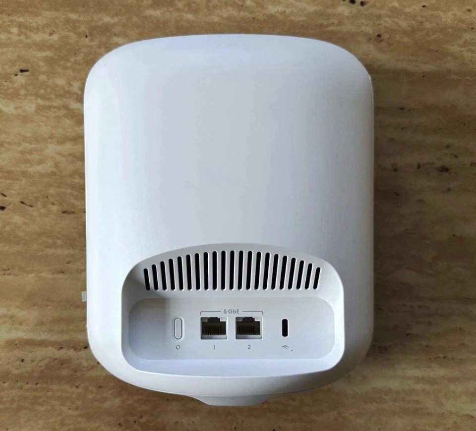 eero Pro 7 Tri-Band Mesh Wi-Fi 7 Router - White (Frontier Powered) | eBay