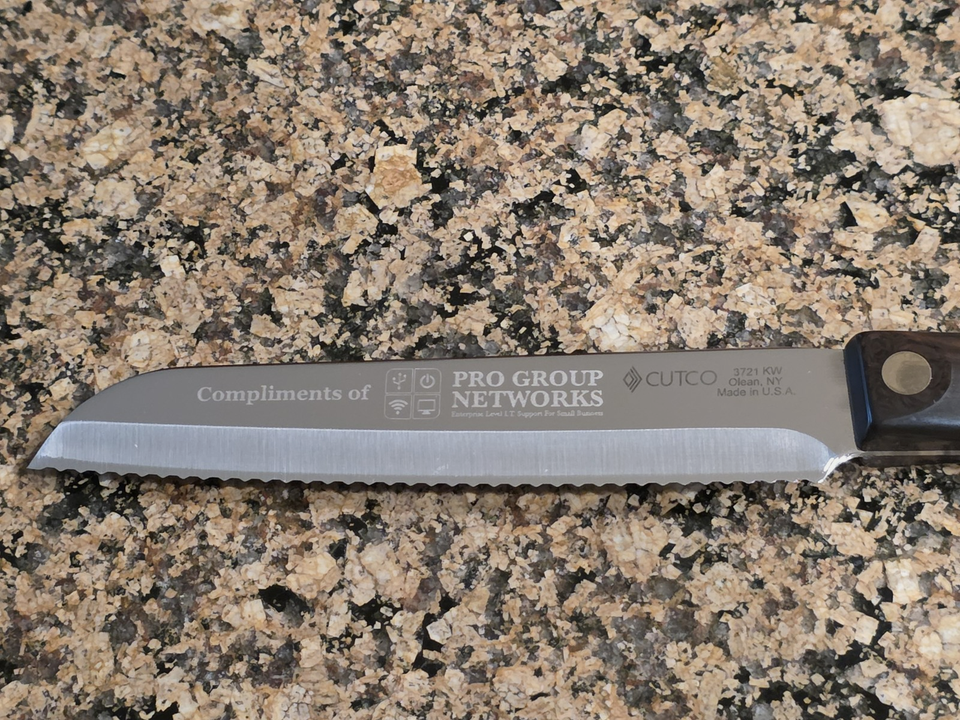 Cutco 3721 Santoku Style Serrated Knife Classic Brown Handle Engraved ...