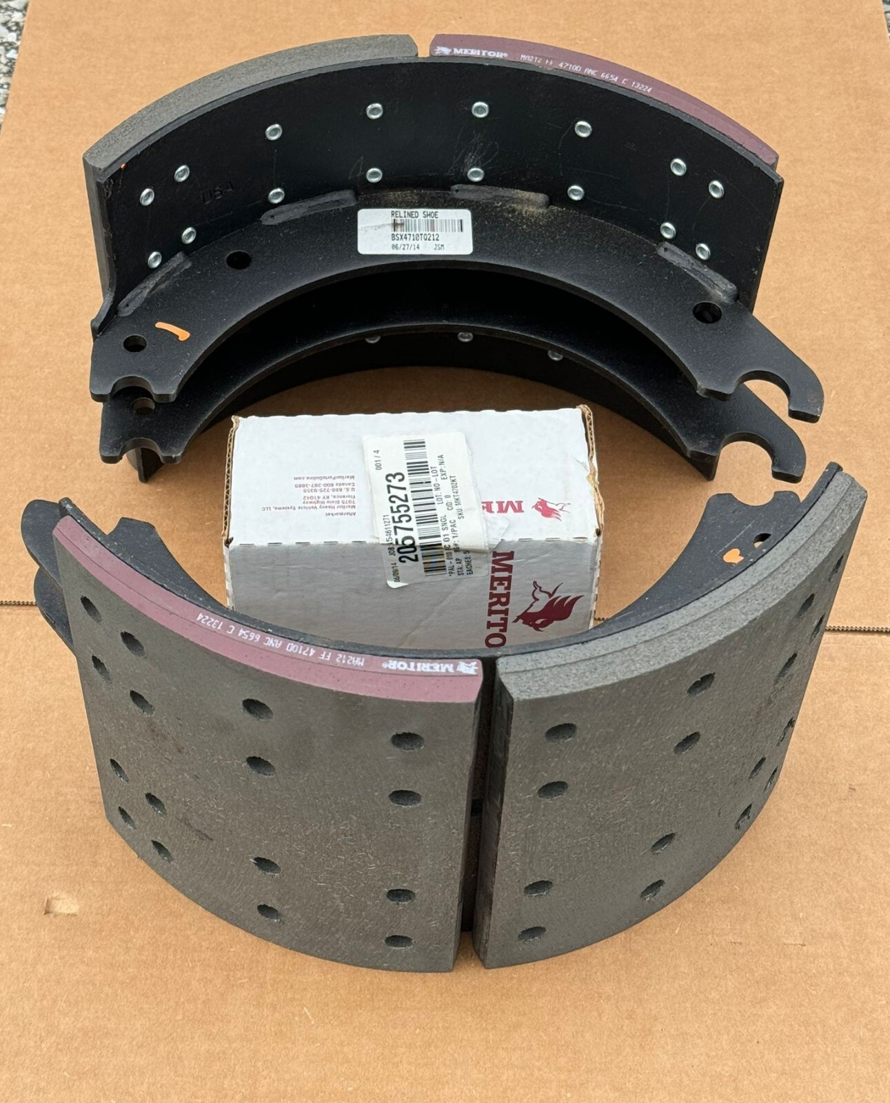 1 Set Genuine OEM Meritor Relined Brake Shoes BSX4710TQ212 | eBay
