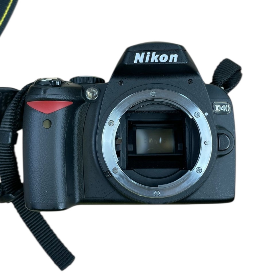 Nikon D40 DSLR Camera w/55-200mm, 55-200mm VR & 50mm Lenses | Shutter ...