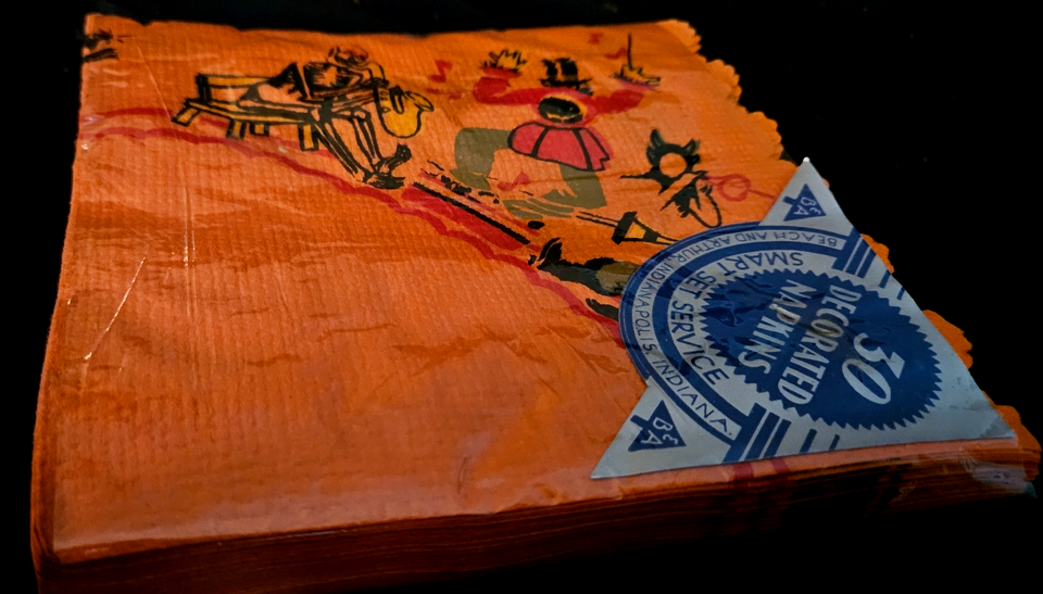 Vintage HALLOWEEN c1950 30 PARTY NAPKIN PACK Band SKELETON Beach Ex ...