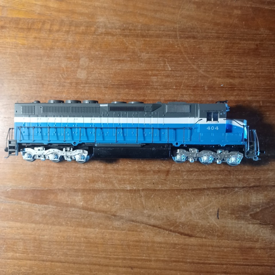 Athearn HO Great Northern F45 Diesel Locomotive #404 | eBay