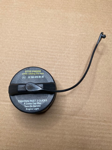 Genuine Mercedes-Benz Filler Cap Fuel Tank Cap 1664705800 for sale ...