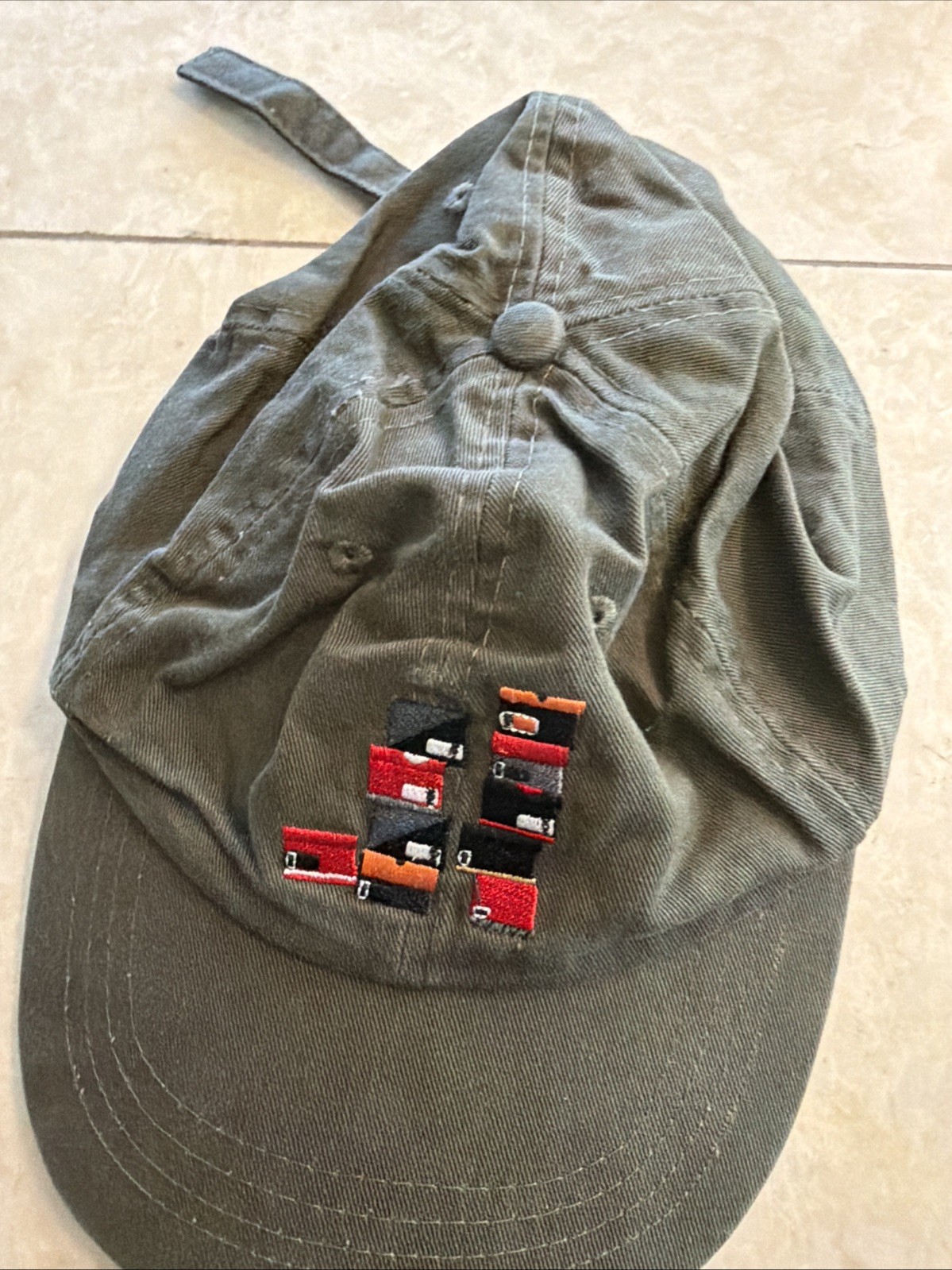 Any Memes Dark Grey Extandable Graphic Hat - Gem
