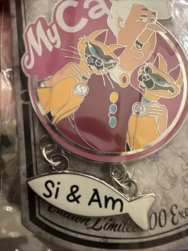 Fantasy Pin Disneyland Paris DLP My Cat Si & Am Aunt Sarah Lady & Tramp ...
