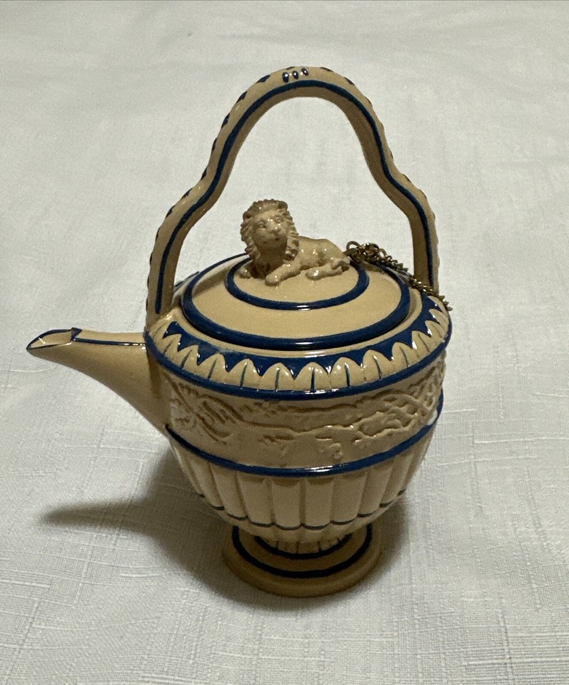 NINI Lion Caneware Miniature Resin Faux Teapot Trinket Box Hand Painted ...