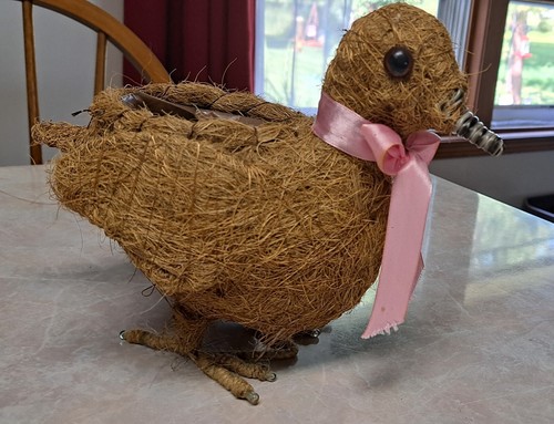 BIRD PLANTER Coconut Fiber Metal Frame Brown Outdoor 8" Tall 4" Pot ...