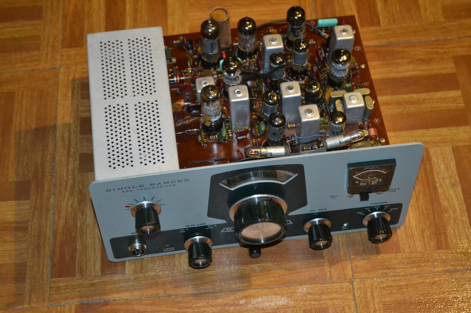 Heathkit HW-22, 40 meter SSB ham radio transceiver | eBay