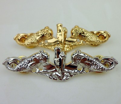 2 US Navy Submarine Warfare Officer Badge U.S. Navy Submarine Dolphins ...