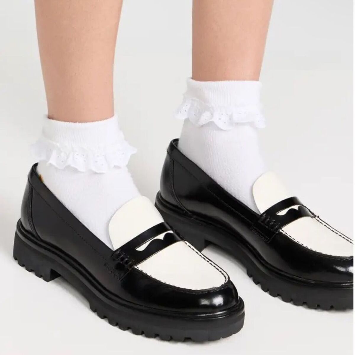 Reformation Agathea Chunky Loafers in Black/White Size 6.5 Reformation Agathea Chunky Loafers in Black/White Size 6.5