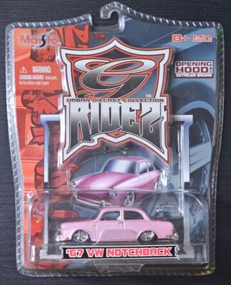 MAISTO 67 VW VOLKSWAGEN NOTCHBACK PINK | eBay Australia