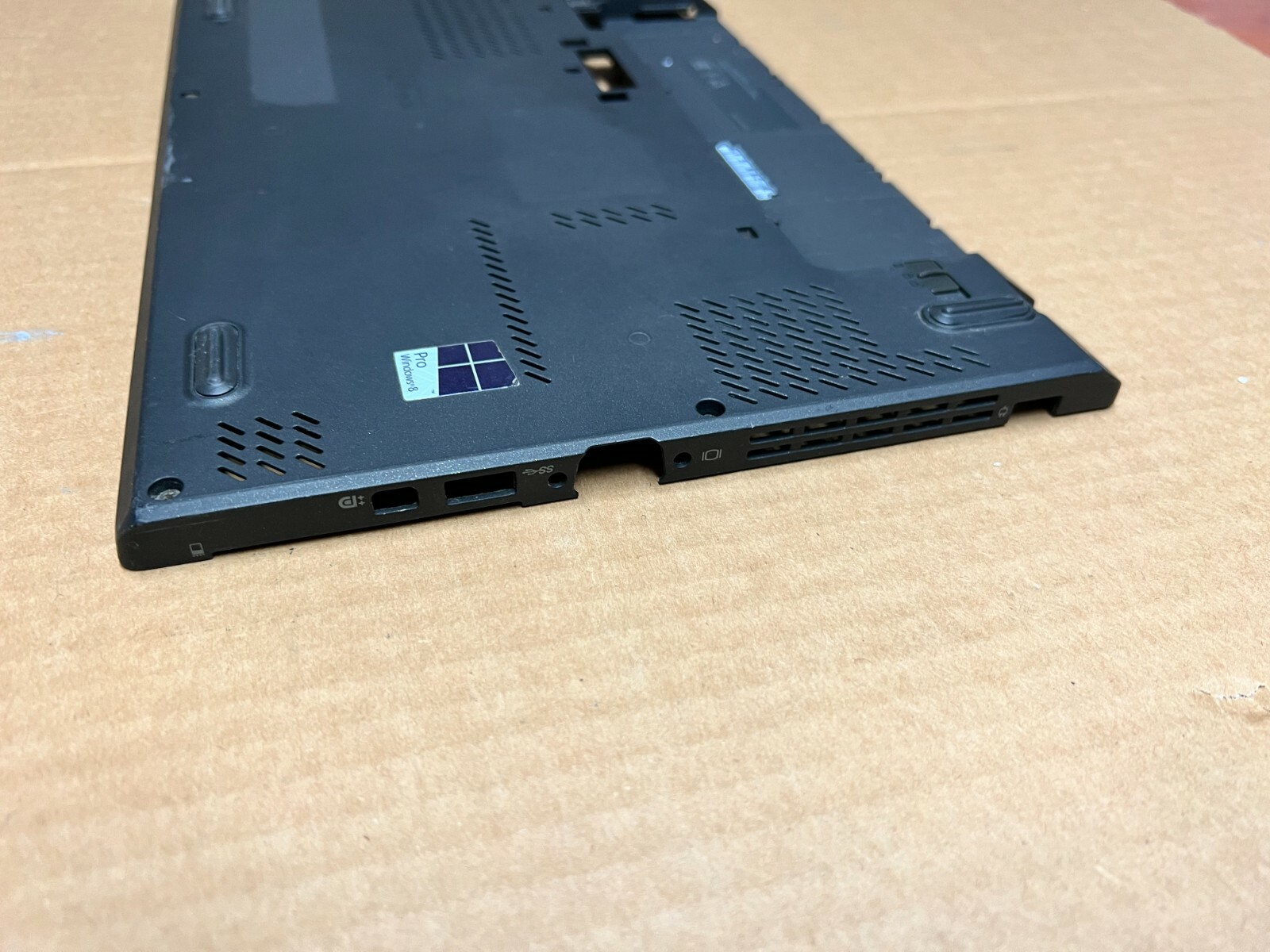 ️ Lenovo ThinkPad X250 X240 Bottom case base cover SCB0A45713 ...