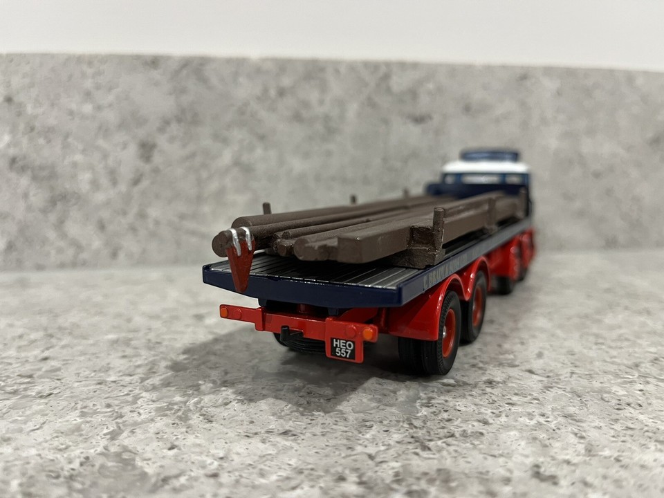 Corgi - Leyland Octopus Platform Lorry/Steel Load - T Brady 23702 - 1: ...