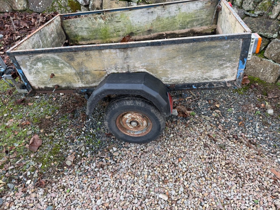 Box trailer - requires TLC | eBay UK