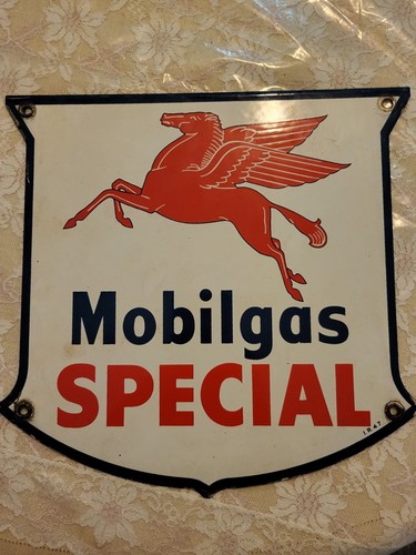VINTAGE MOBIL PORCELAIN SIGN OLD GAS STATION SHIELD PEGASUS GAS PUMP ...