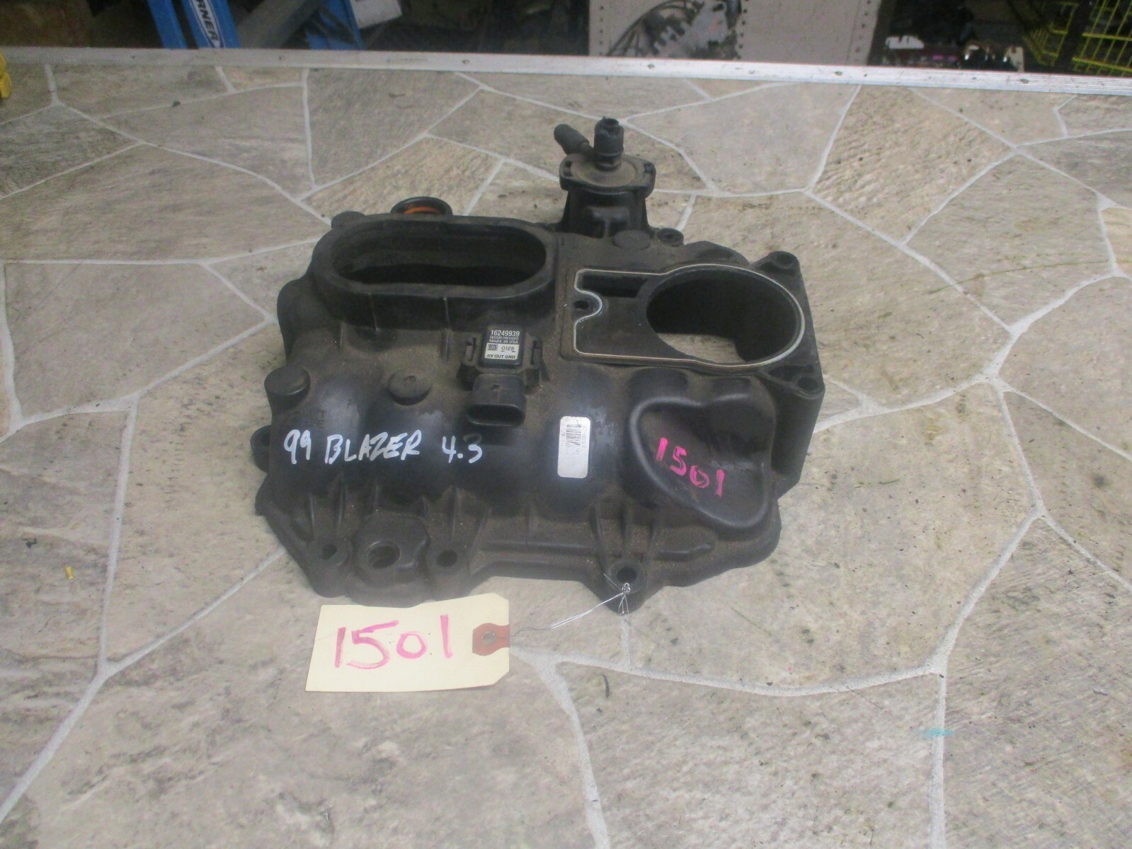 1996-2005 BLAZER S10/JIMMY S15 ASTRO Intake Manifold 4.3L UPPER OEM ...