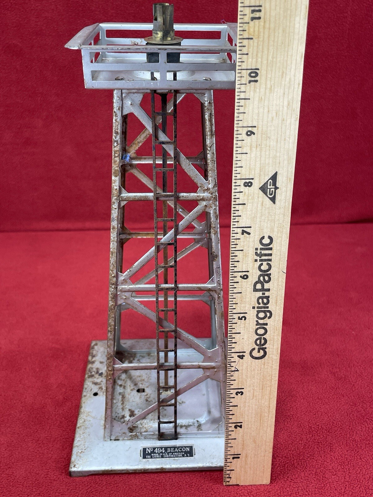 Lionel-Gilbert-Ho-Revell & Atlas Train Set Lot Engine- Towers-Building ...