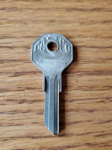 BASCO Briggs & Stratton B1 Key Blank Buick Cadillac Hudson Nash Mack ...