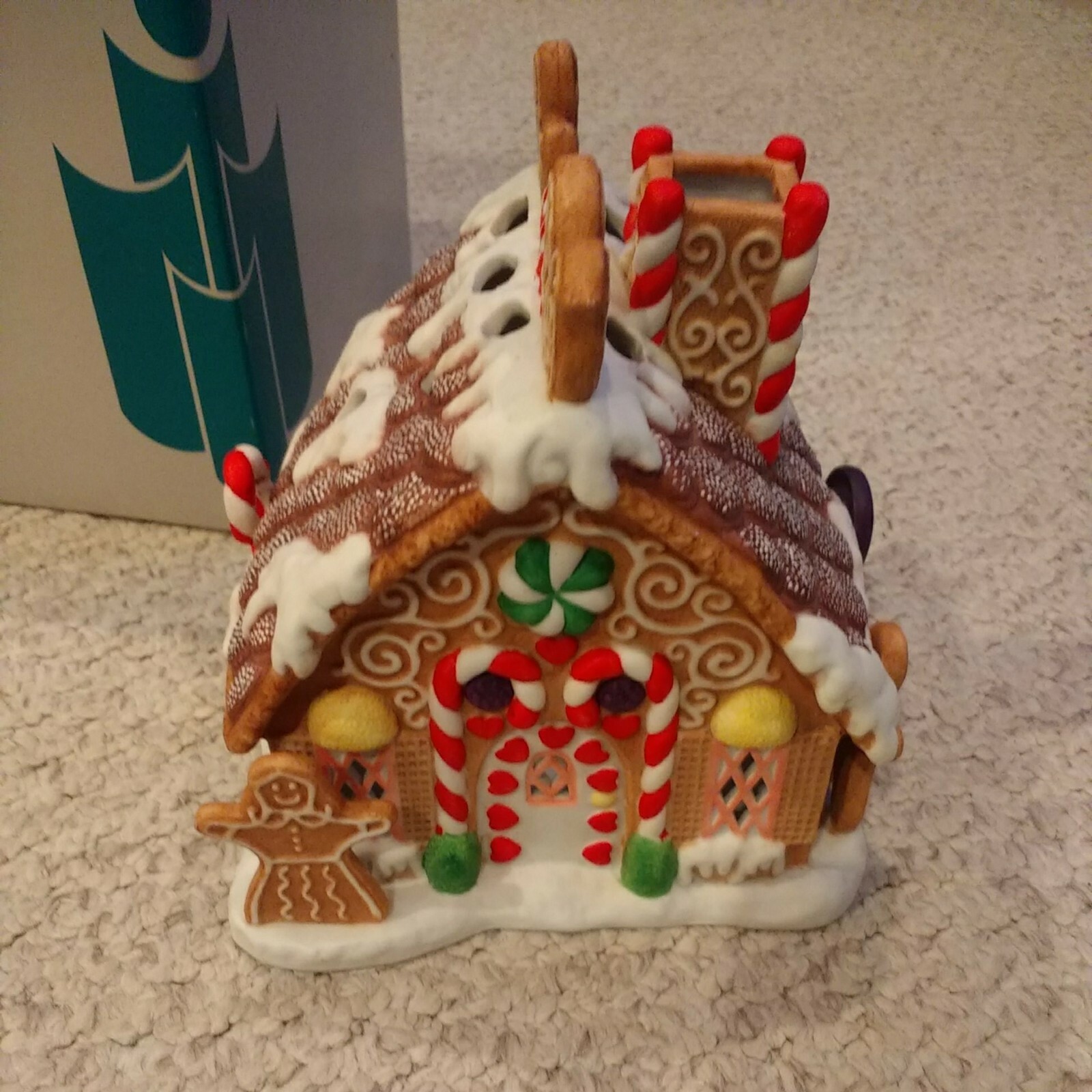 PartyLite Christmas Gingerbread Tealight House P7304 Original Box ...