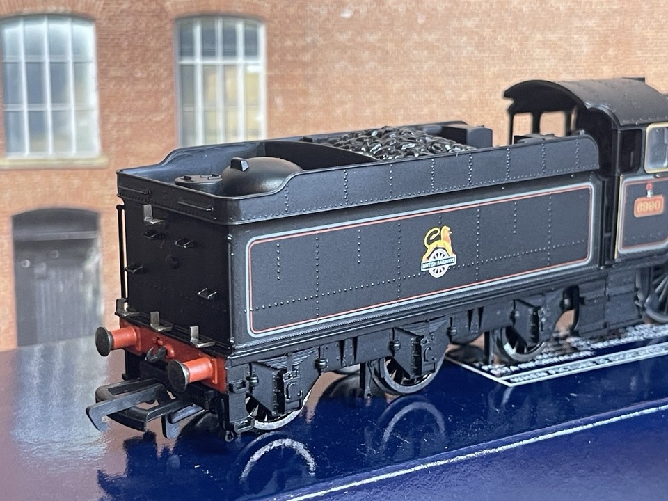 Bachmann OO Gauge 31-775 Class 6959 Modified Hall 4-6-0 6990 ...