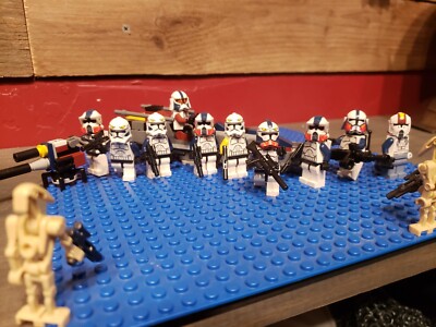 LEGO STAR WARS Muunilinst Clone Army Builder Genuine Lego With CAC ...