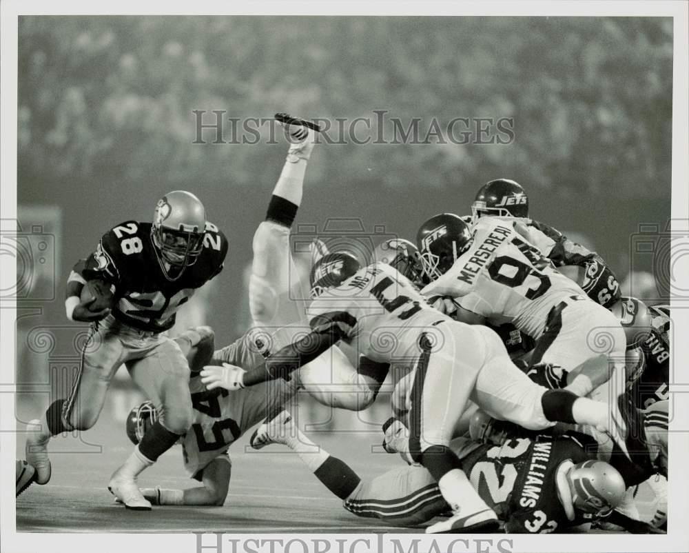 1987 Press Photo Curt Warner in game action, Seahawks vs. NY Jets ...