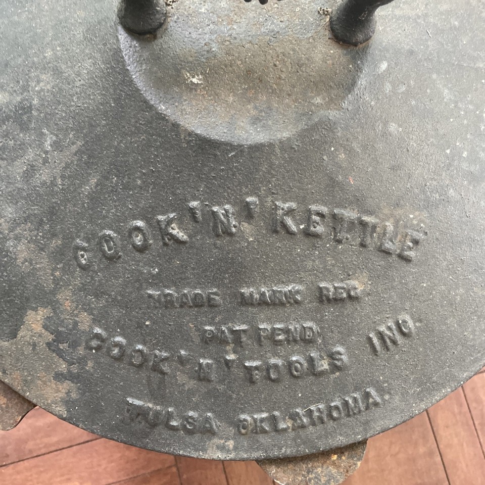 Vintage Cook N Kettle Cast Iron 3-Legged Pot Cauldron Kettle Grill | eBay