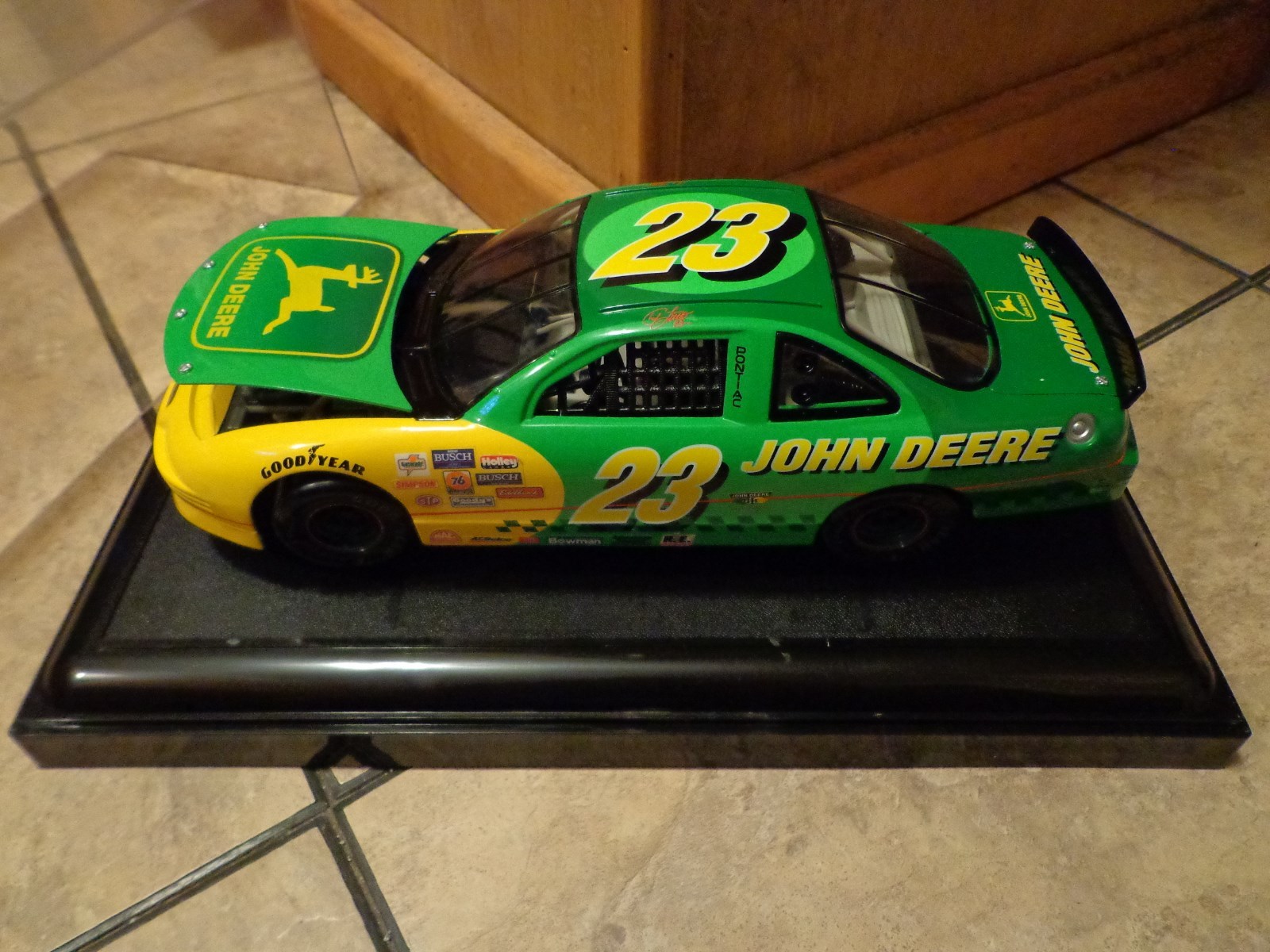 1/18 SCALE--ERTL #23 CHAD LITTLE JOHN DEERE NASCAR STOCK CAR (LOOK) | eBay