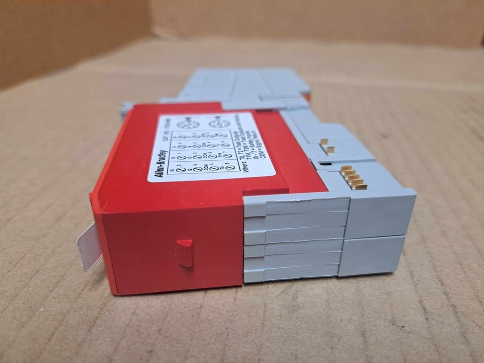 Allen Bradley Safety Input Module w/ Backplane Cat. No. 1734-IB8S Ser ...