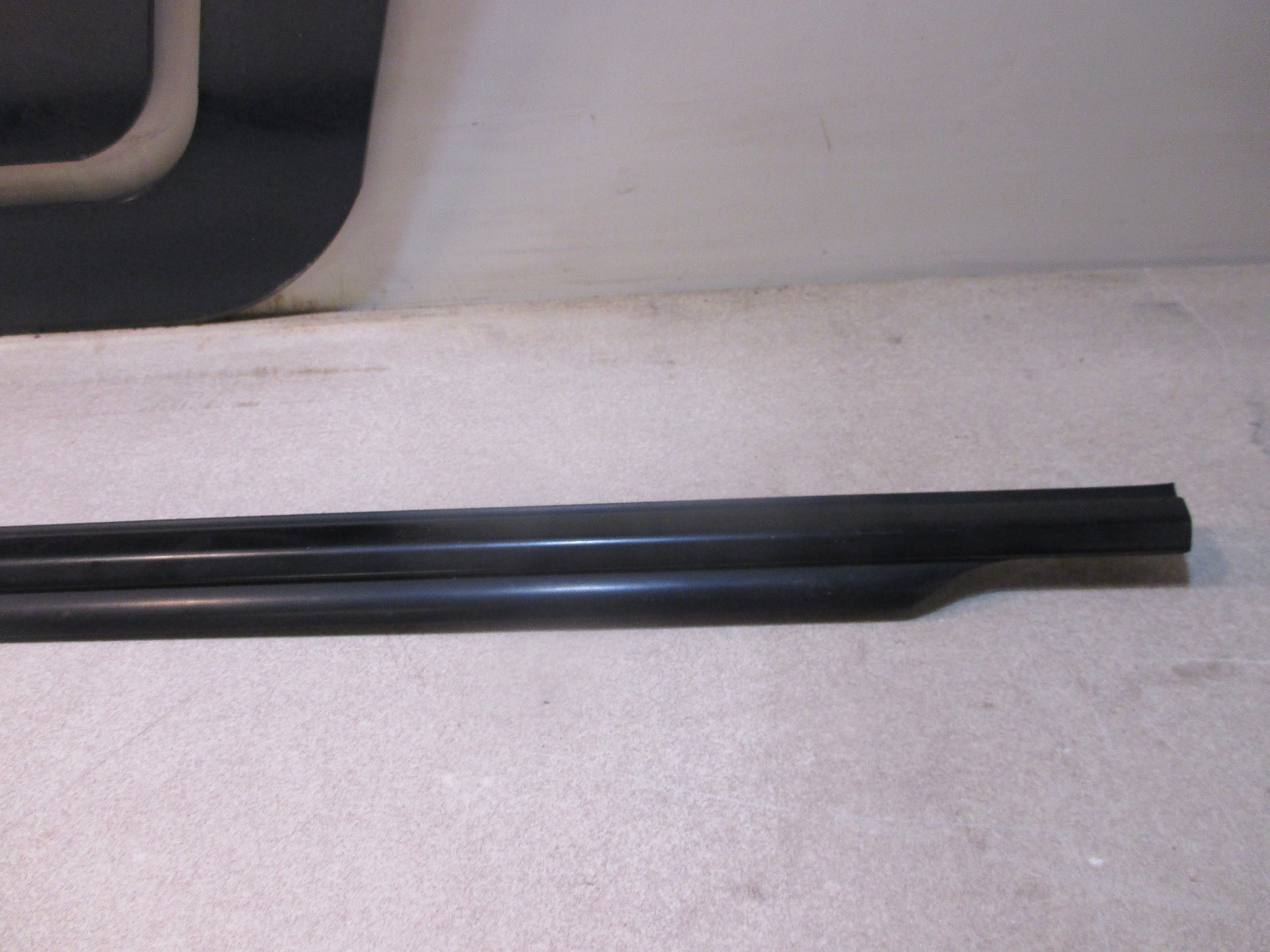 2004 Subaru Forester 2.5XS OEM Rear Right Passenger Outer Window Trim ...