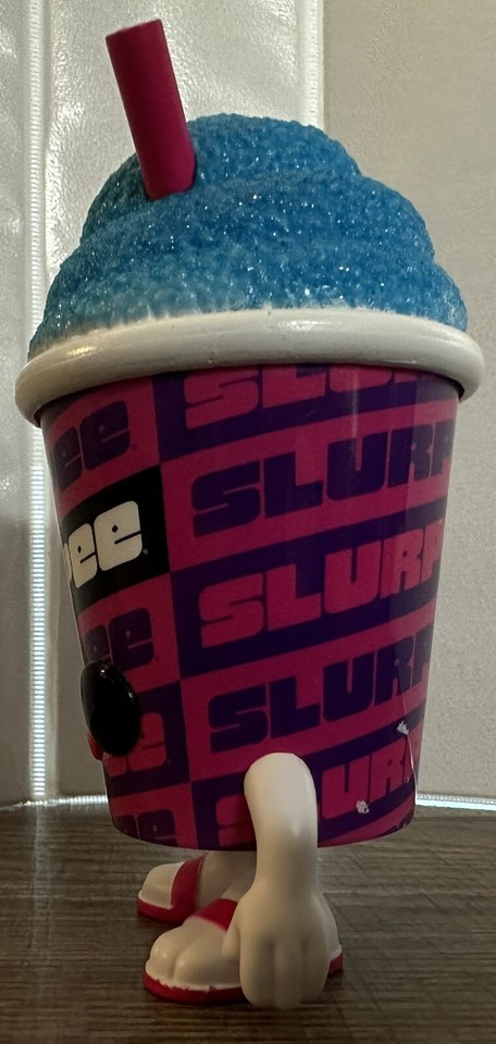 Funko Pop! Ad Icons: 194 Purple Slurpee 7-11 Exclusive 89 Blue ...