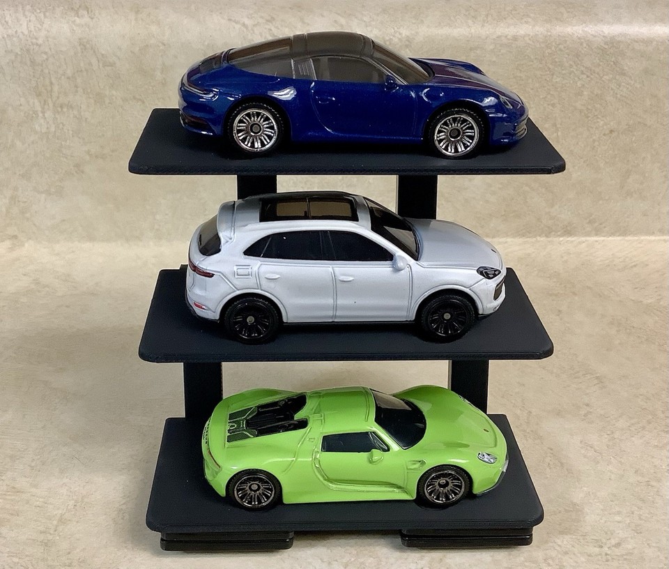 Lot (3) Matchbox Porsche 918 Spyder Porsche Targa & Cayenne Stand Not ...