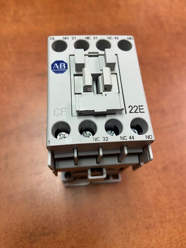 Allen Bradley 700-CF220D 110/120V Control Relay New In Box Fast ...