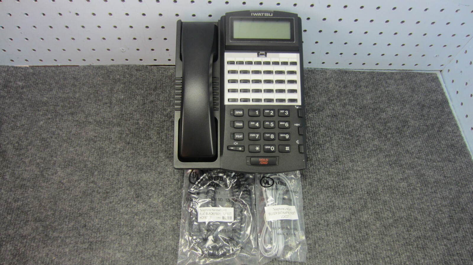 Iwatsu ADIX IX-24KTD-3 24-Button Multi-Line Digital Display Phone for ...