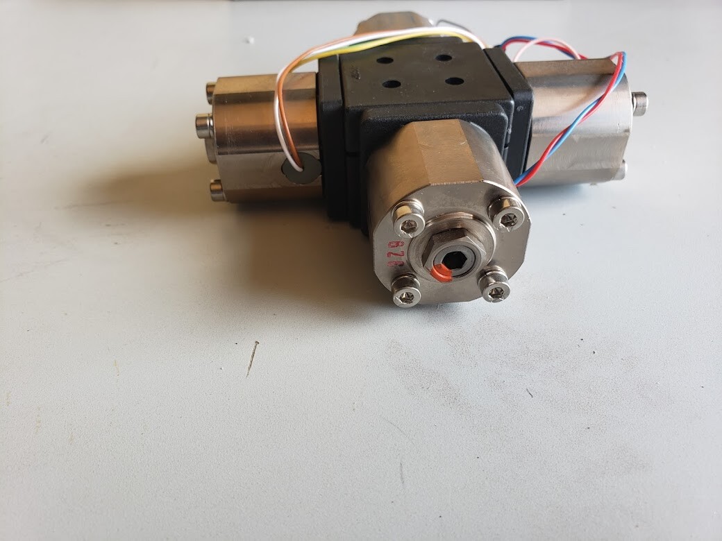 Agilent G1311-67701 Rev. K MCVG Multi-Channel Gradient Valve HPLC 1100 ...