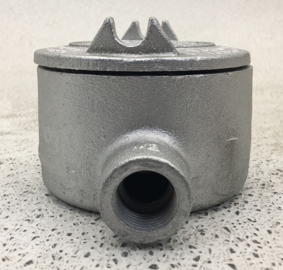 GUAE-50 O-Z/GEDNEY HAZARDOUS LOCATION CONDUIT OUTLET BOX WITH COVER AND ...
