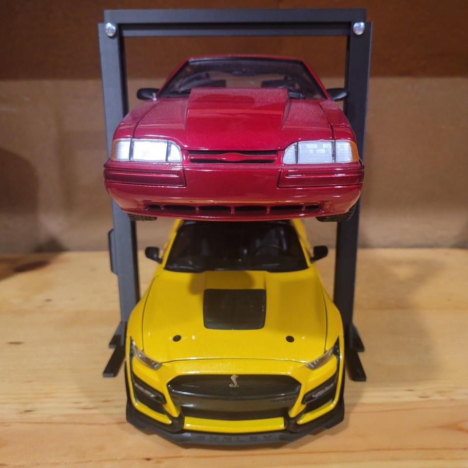 1:18 Scale Two Post Car Lift For Displaying Scale Model Cars Garage ...
