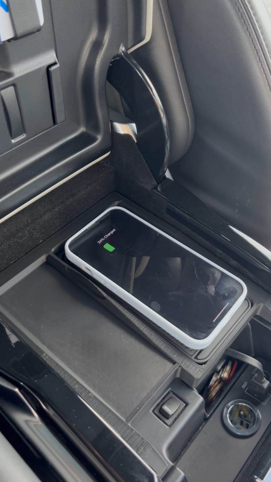 Wireless phone charging tray Range Rover Sport L494 &L405 dash storage ...