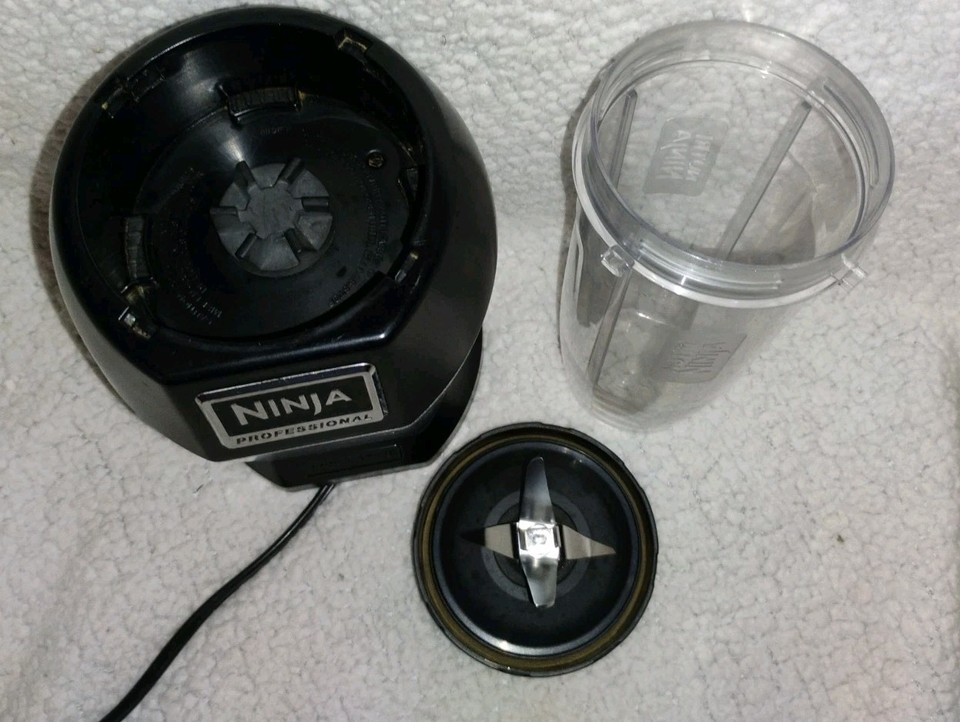 Nutri Ninja Pro BL450-70 Blender Professional 900 Watt 24oz Blender ...