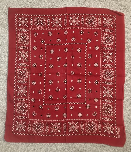 Red Vintage Trunk Up Elephant Print Bandana Made In USA Fast Color 80s ...