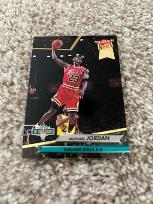 MICHAEL JORDAN "DUNKING" FLEER ULTRA 1992-93 CHICAGO BULLS #216 ...
