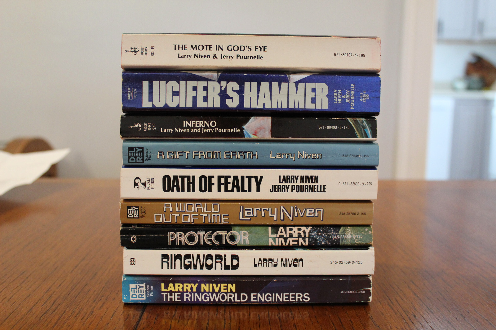 Larry Niven Jerry Pournelle Book Lot Of 9 - Ringworld - Protector ...