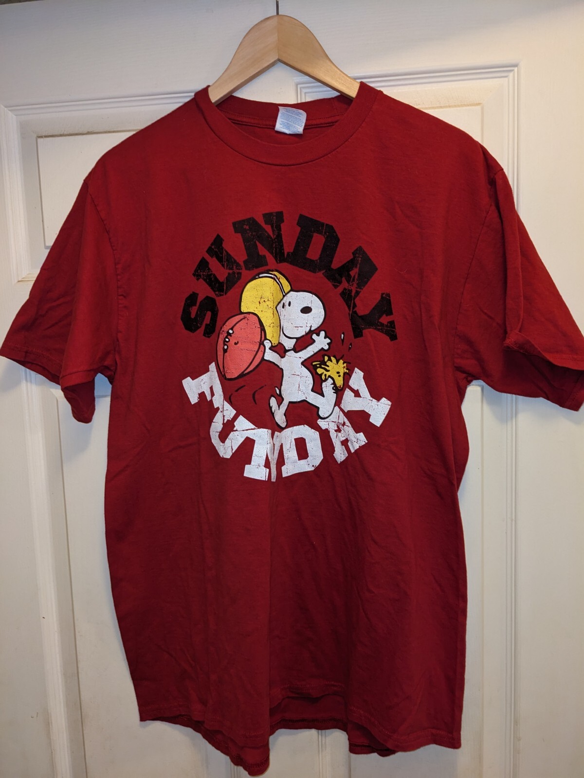 Peanuts SNOOPY Football SUNDAY FUNDAY (XL) T-Shirt | eBay