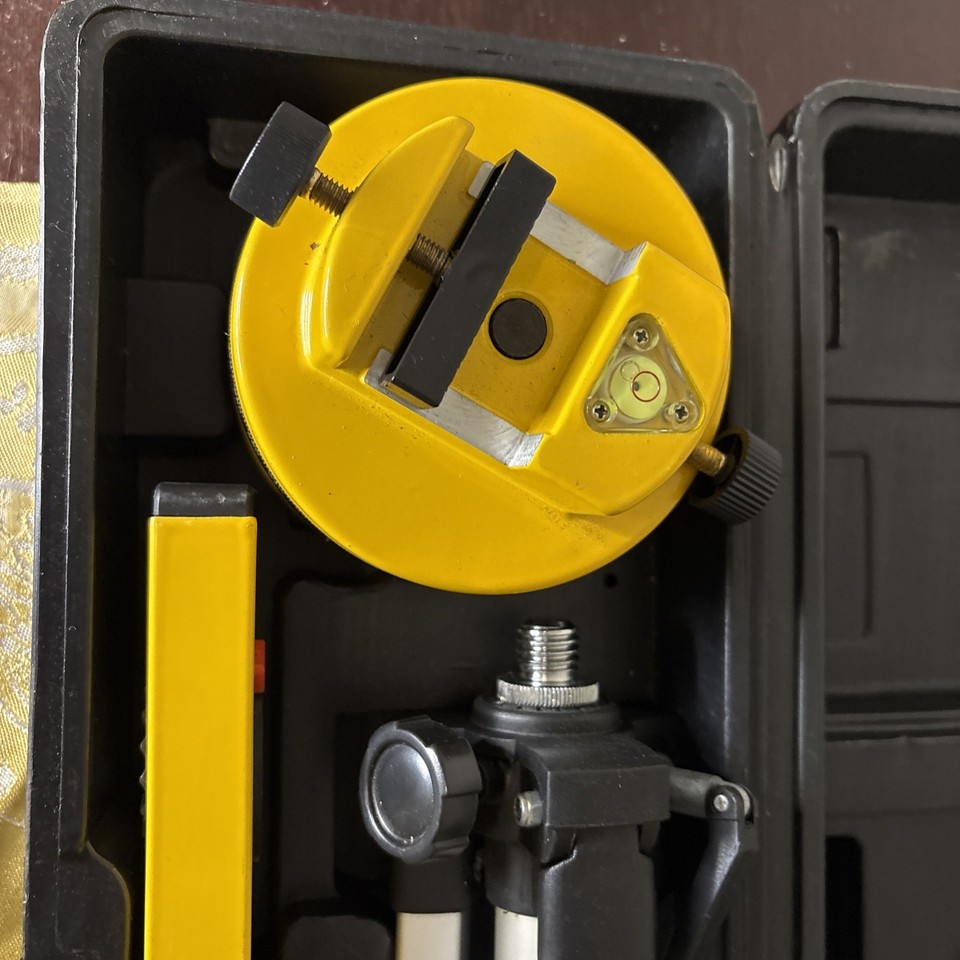 Laser Level Professional Leveling Instrument Kit With Tripod & Carrying ...