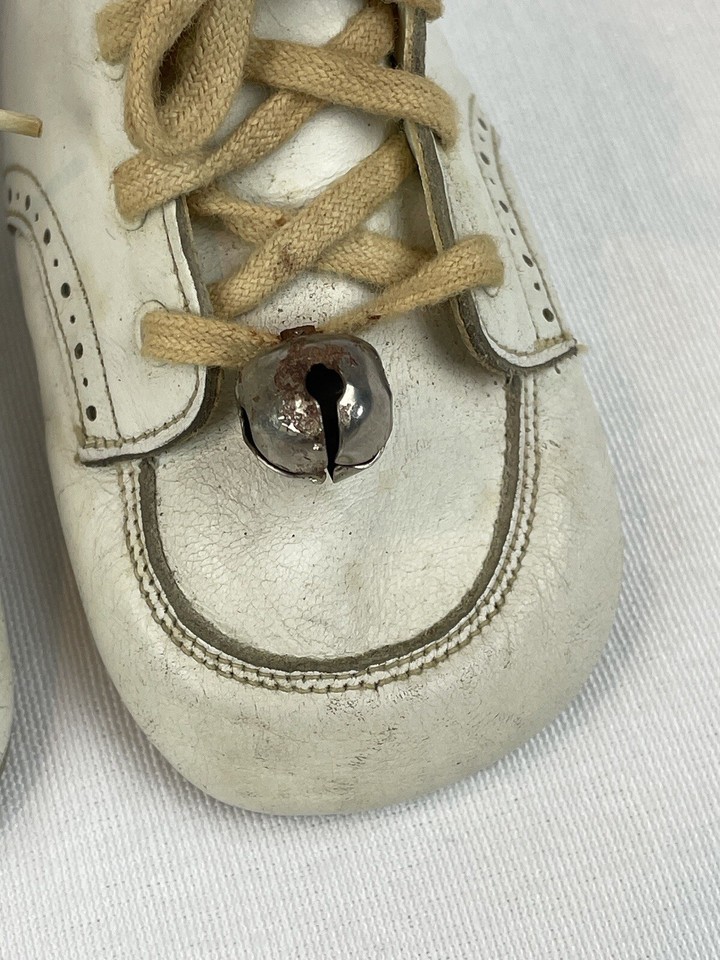 Vintage 50s 60s Baby Beaver Leather Shoes White Soft Soles with Bells ...