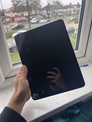 Selling Brand New Apple iPad Pro Max 13 Inch Display, M5 Chip, 1 TB ...