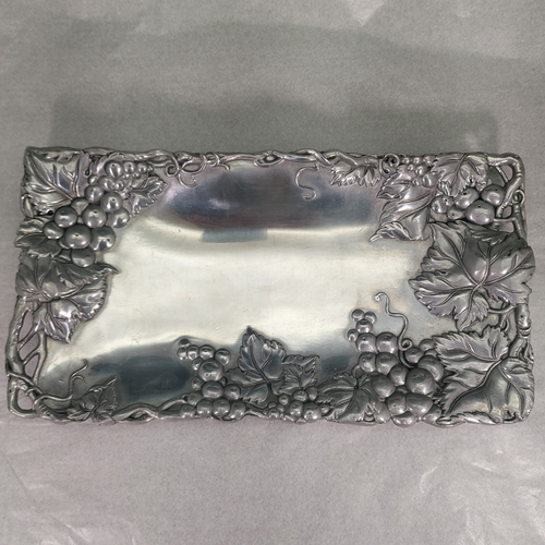 Arthur Court Grape Bread Tray Serveware Metalware 12" x 6.6" Cast ...