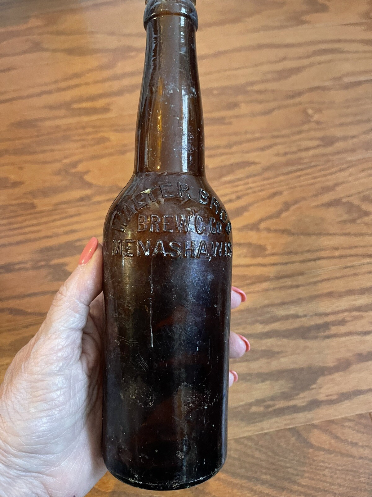 Walter Bros. Brewing Co. Menasha Wis. Beer Bottle ~9.5” | eBay