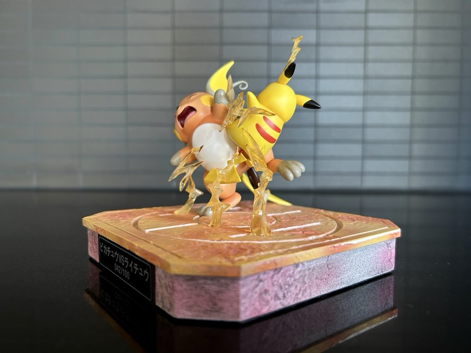 Pokémon GK Mini Statue Pikachu vs. Raichu JC Studio Resin Figure *NOTES ...